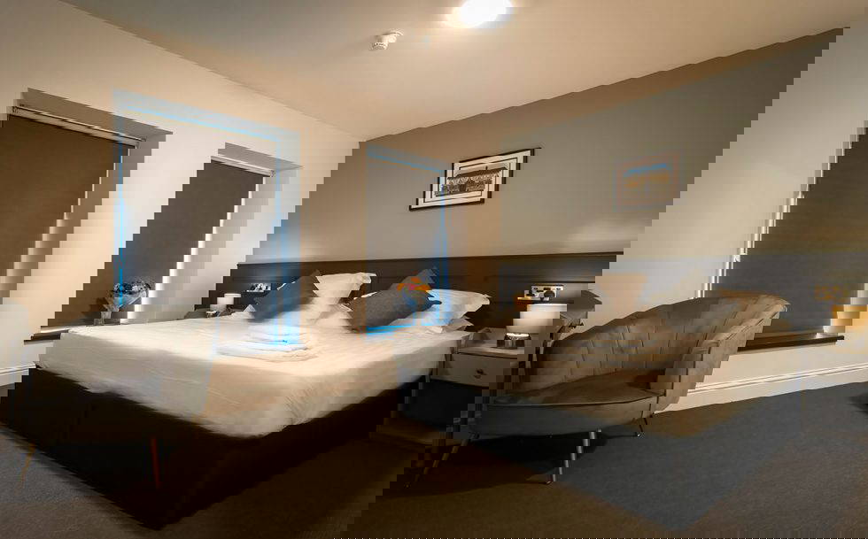 Rooms and Amenities | The Friendship Hotel